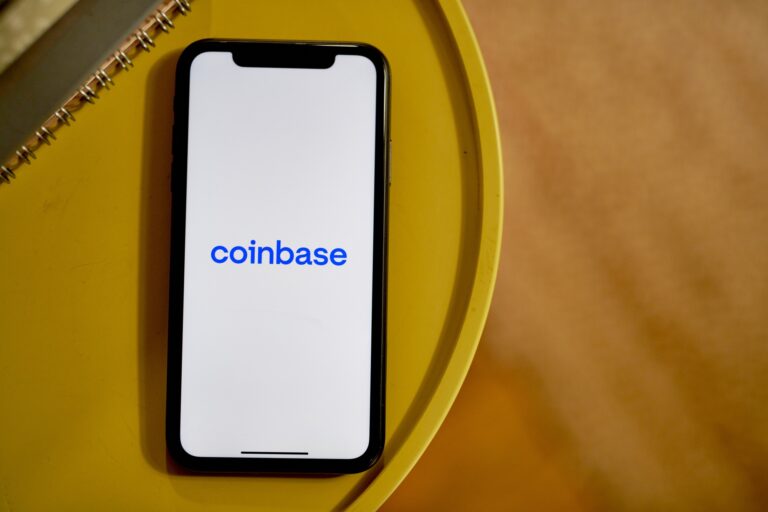 Scammed on Coinbase? Here's How to Protect Your Assets and Report Fraud ...