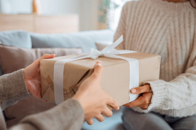 33 Holiday Gift Exchange Themes That Are Unique and Fun - KiwiBox
