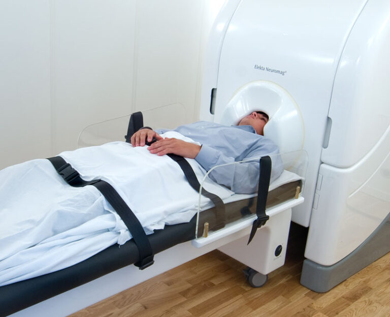 What’s the Difference Between EEG, MEG, and fMRI? - KiwiBox