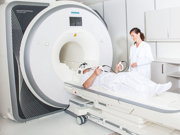 What’s the Difference Between EEG, MEG, and fMRI? - KiwiBox