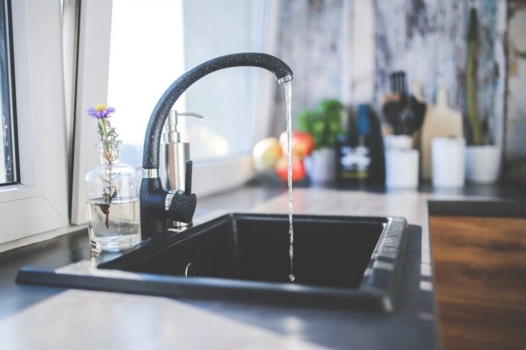 Smart Home Plumbing Trends Every Homeowner Should Know in 2026 - KiwiBox